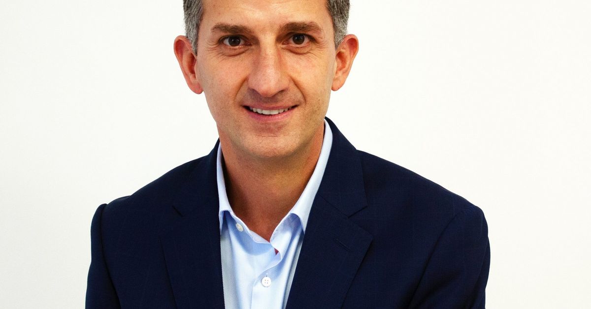 Portrait de Alain Harfouche | CEO DUOLAB - Groupe L'Occitane | CCI ...